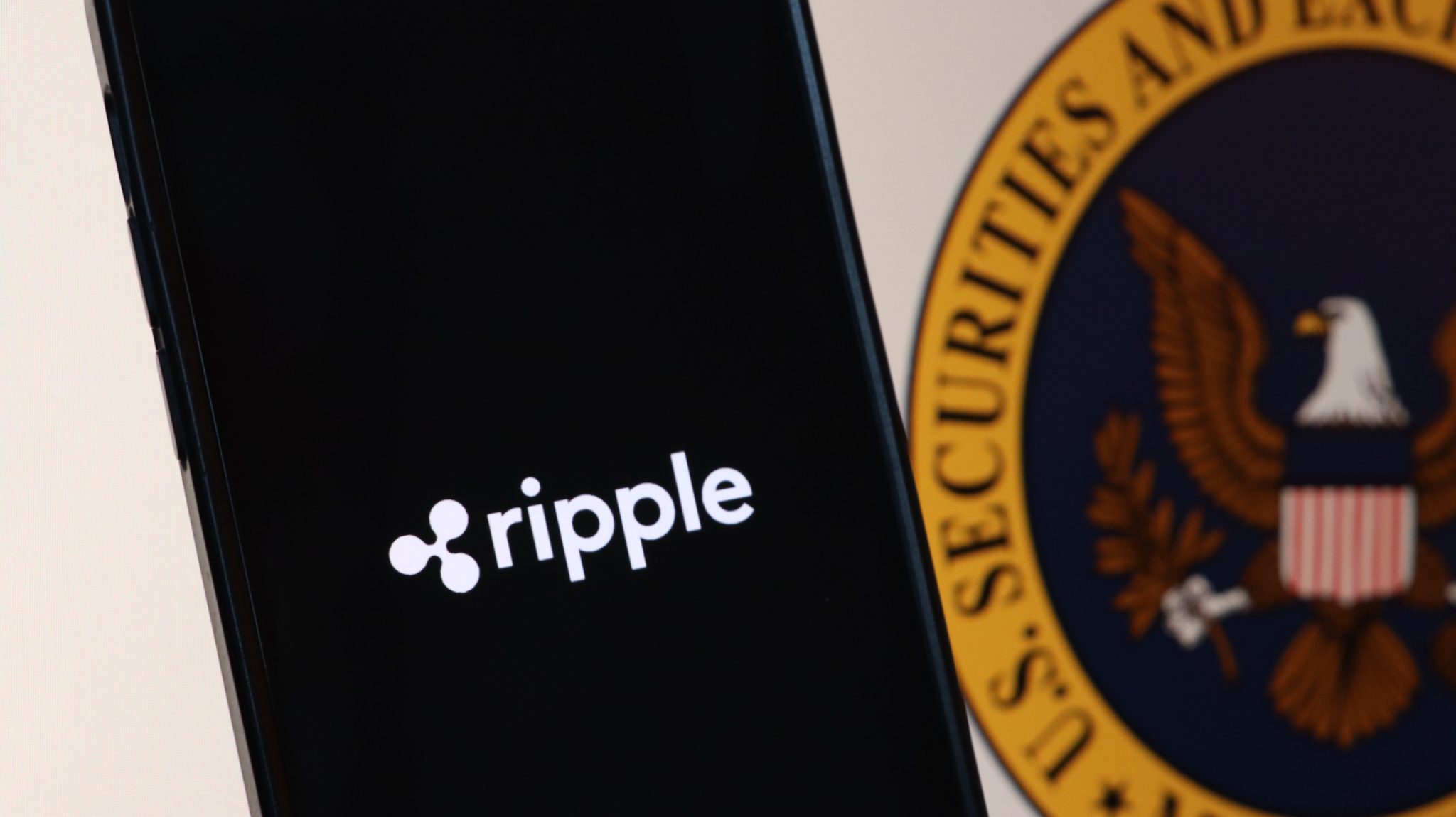 Ripple vs. SEC: Wat gebeurt er met de XRP koers als de rechtszaak klaar is? - Newsbit