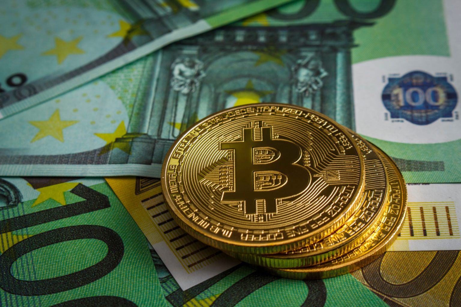 Bitcoin koers op randje van recordhoogte, maar niet in euro's - Newsbit